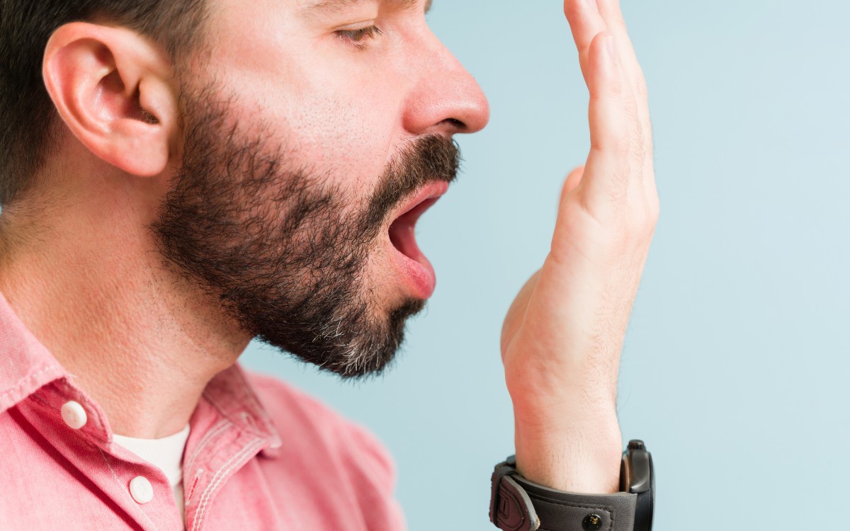 Slechte adem (halitose): oorzaken en oplossingen - ROOTS